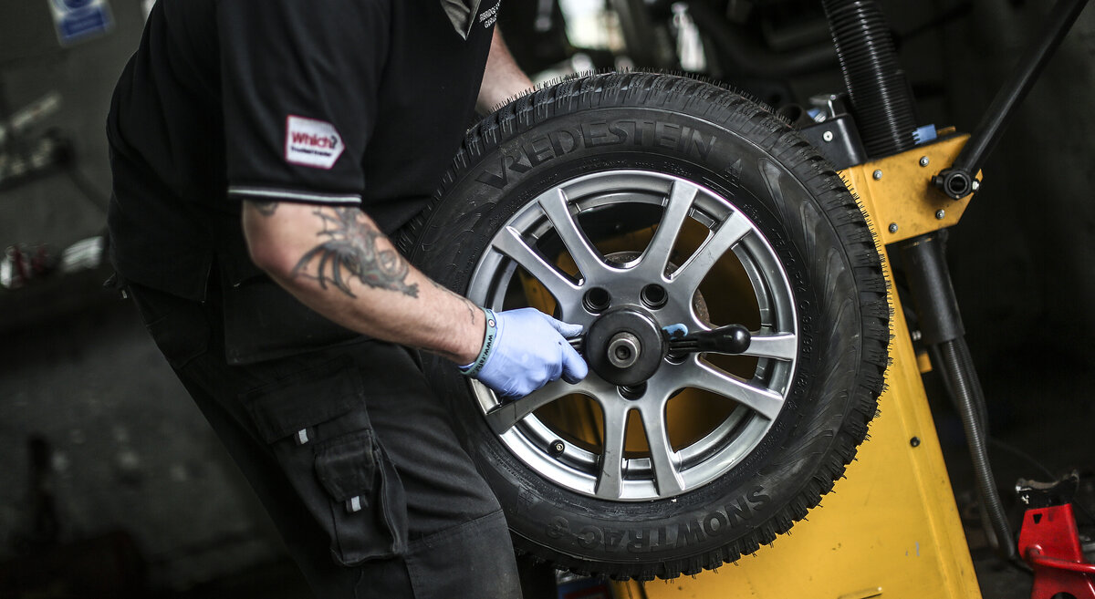 How to change a wheel in ten steps | Corbridge Road Garage