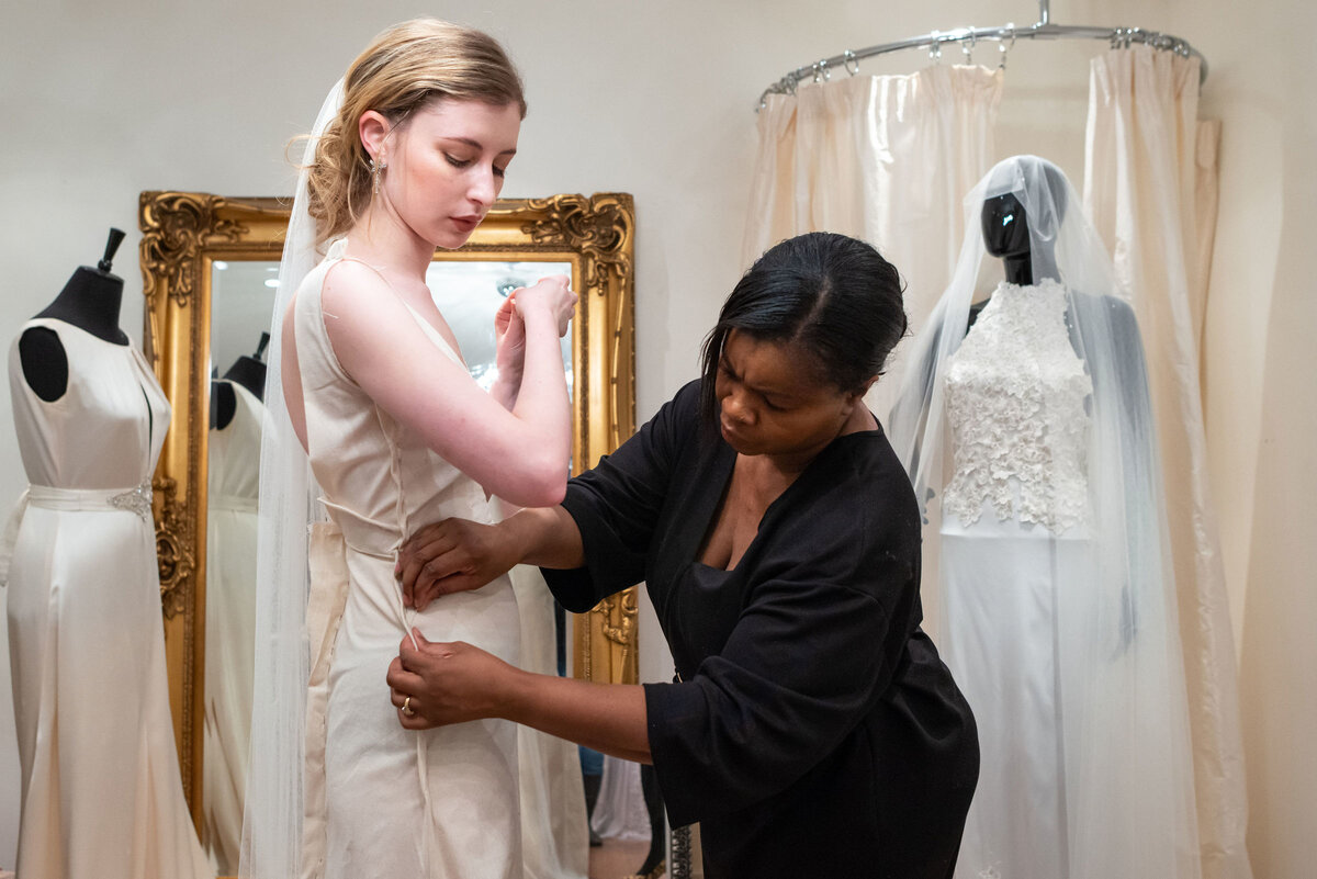 5 Things to consider before you meet with your custom wedding dress ...