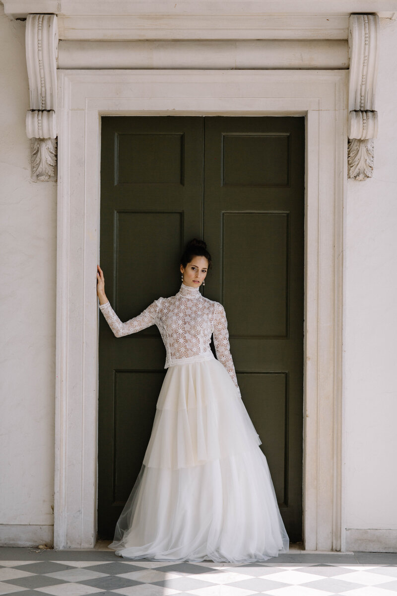 HOW TO WEAR YOUR RUFFLES ON YOUR WEDDING DRESS