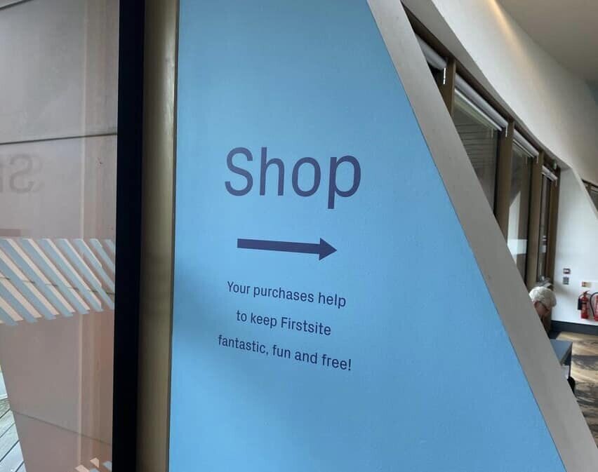 3 Benefits of Great Wayfinder Signs | Esign Media | Esign UK