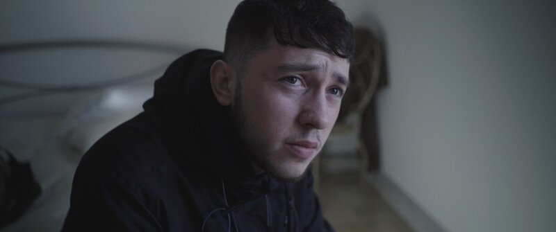 Trailer Drops For Jamie Noel's Debut Feature LIE LOW. | Britflicks